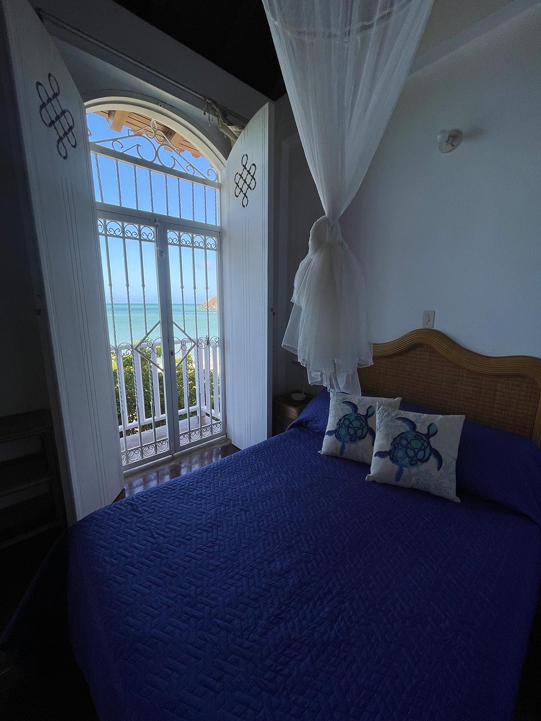 Hermosa casa vacacional frente al mar en Playa Zaragoza Isla de ...